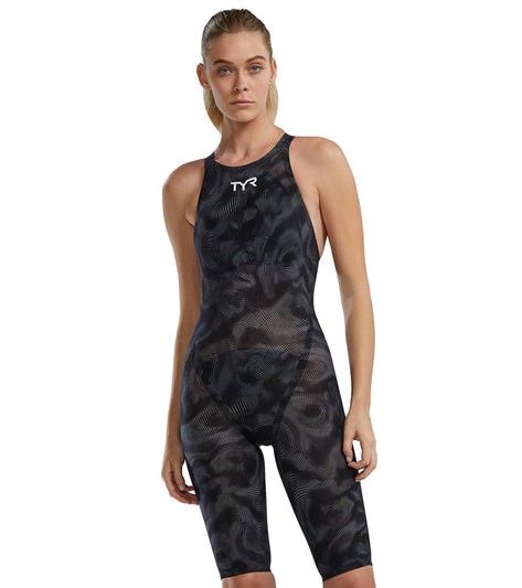 TYR Women's Avictor 2.0 Exolon Closed Back Tech Suit Swimsuit at ...